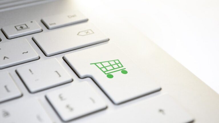 10 Best Sites to Sell Stuff Online for Free: Earn Extra Cash by ...